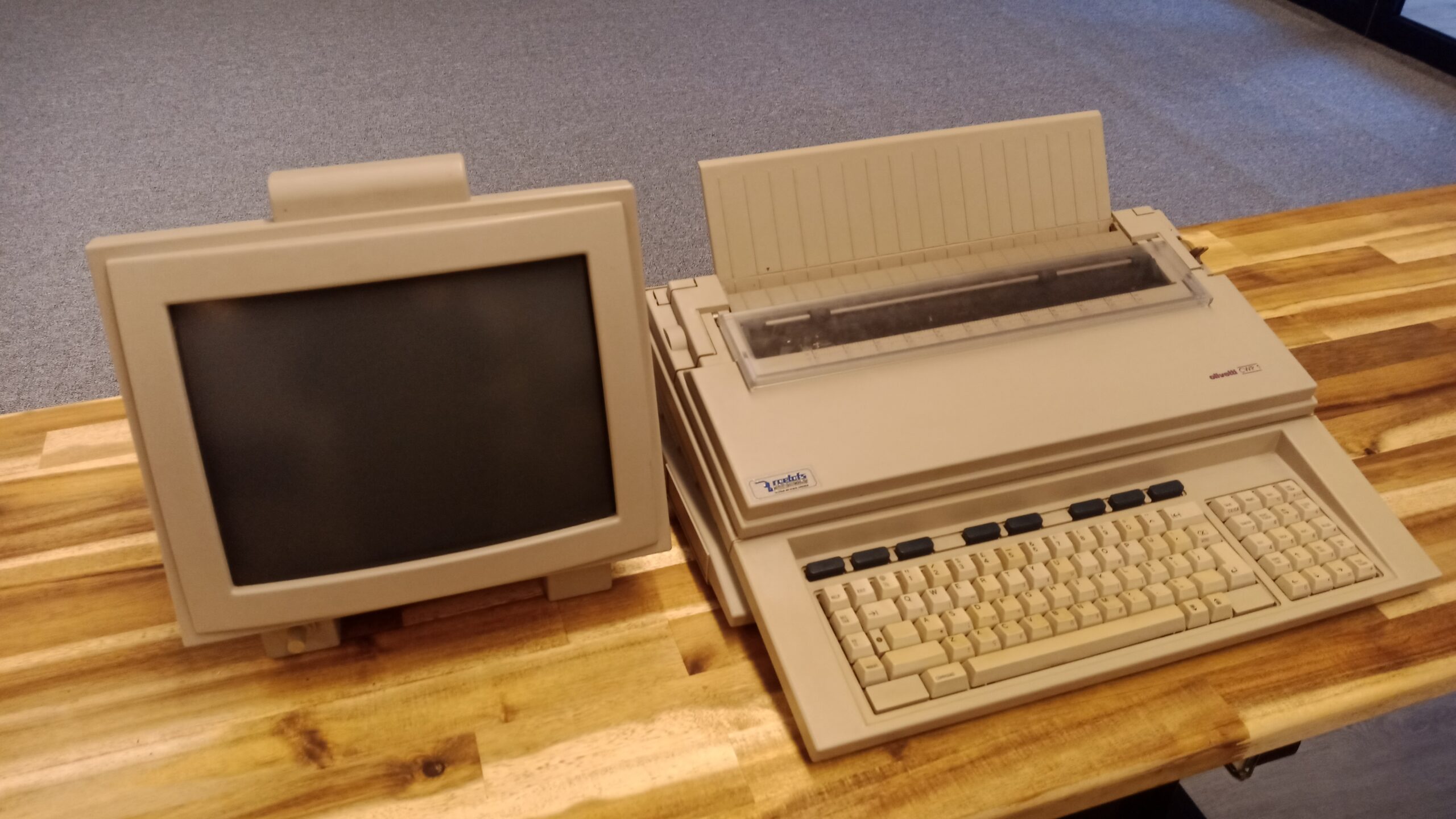 Olivetti CWP-1: 32 years later. - United & Co