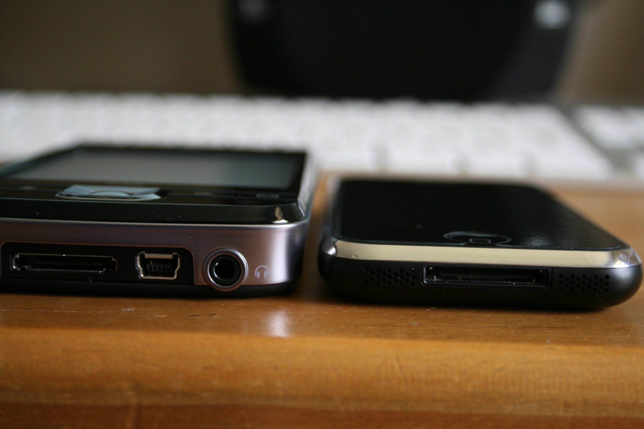 HP iPaq 214: The Ultimate PDA? - United & Co