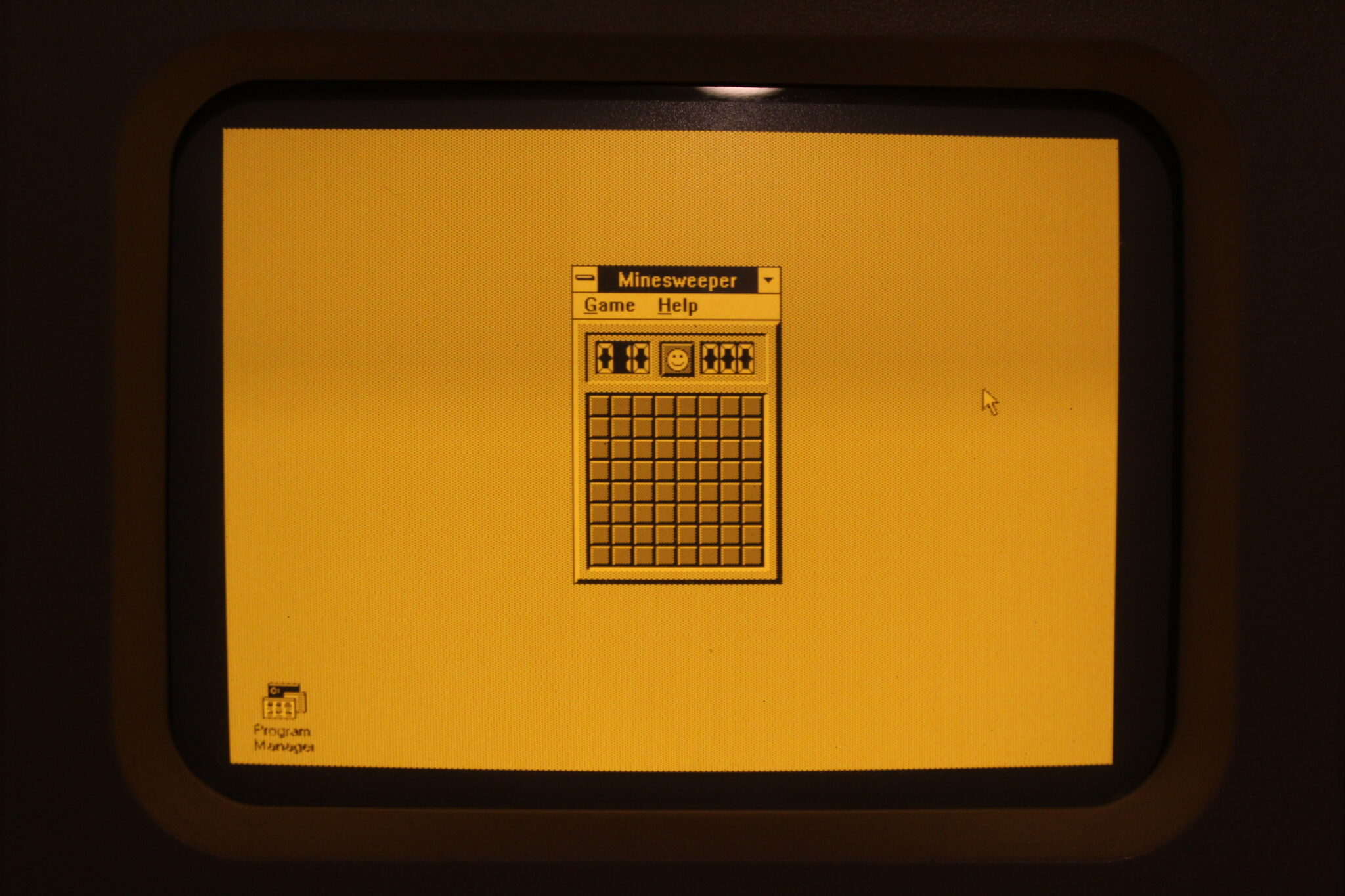 A CRT inside your PC: STS Tecom amber monitor showcase - United & Co